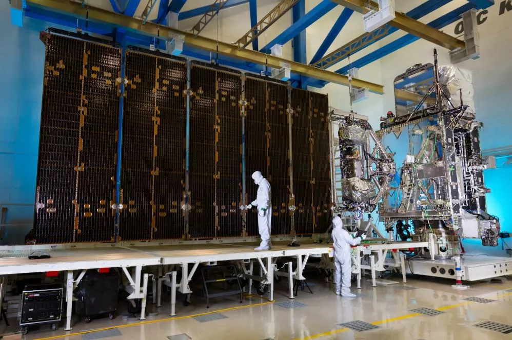 NOAA's GOES-R Satellite Solar Array Spreads its Wing | NESDIS ... NOAA's GOES-R Satellite Solar Array Spreads its Wing | NESDIS ...